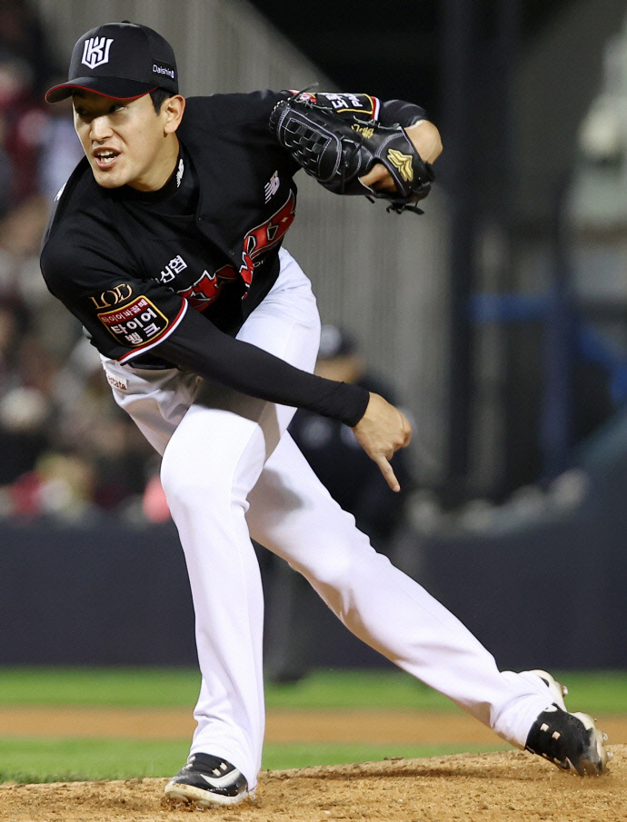 KT 고영표·SSG 박종훈, 2024 시즌 연봉 팀내 최고